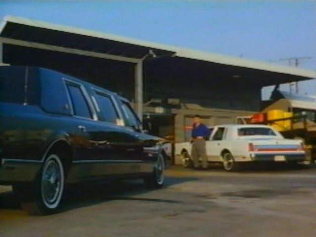Black Snow (1990) – All Cars Featured in the Film | What's After the Movie?