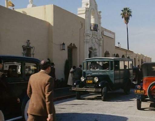 Alice in Wonderland (1986) – All Cars Featured in the Film | What's ...