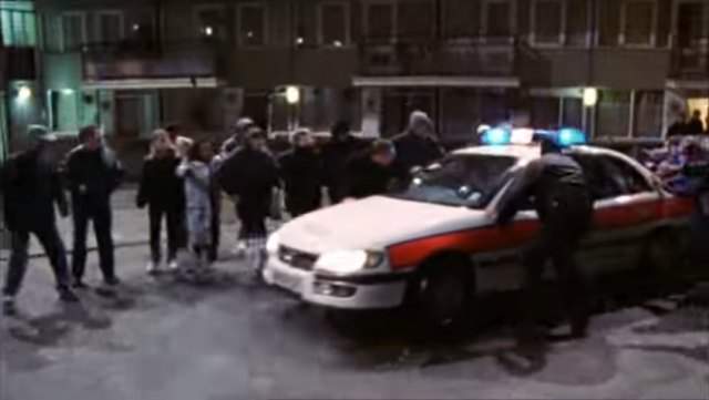 Othello (2001) – All Cars Featured in the Film | What's After the Movie?