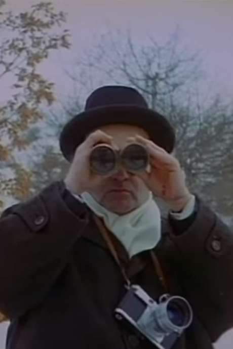 The Big Chill (1971) Characters, Themes & Settings
